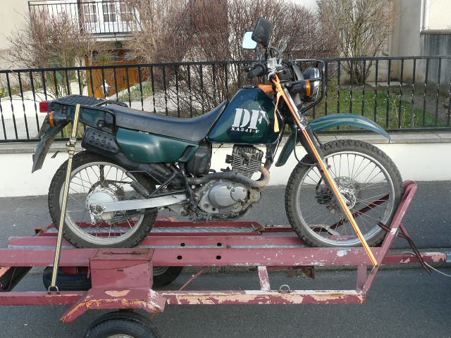 SUZUKI 125 DF